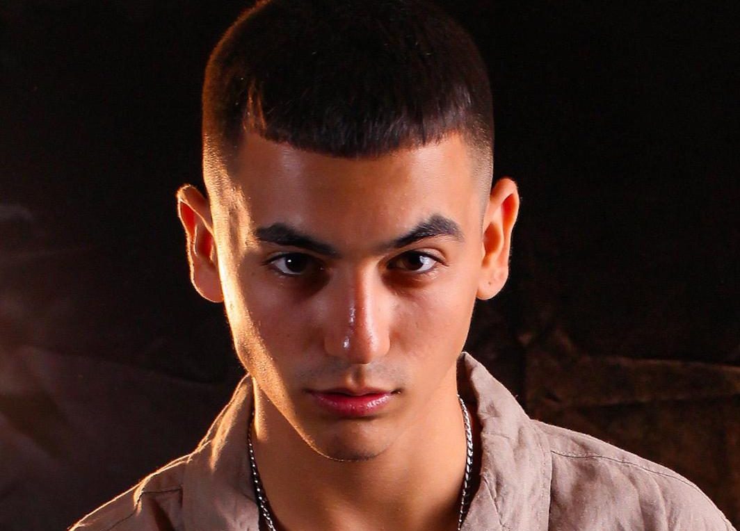 ייהלי אקוניס - שקד את פרי | Shaked & Perri